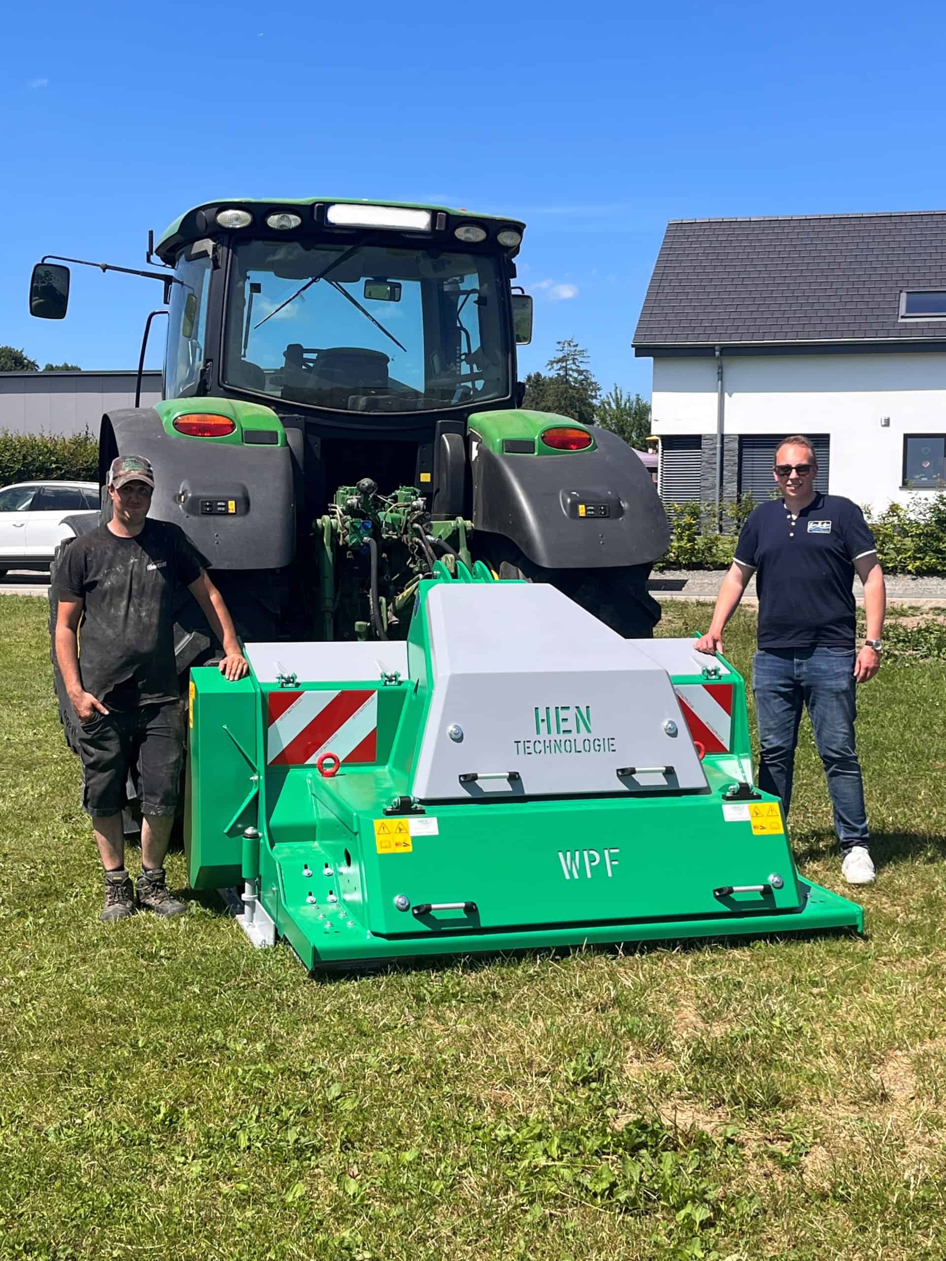 Firma Henzen beschafft HEN Wegepflegemaschine WPF 200